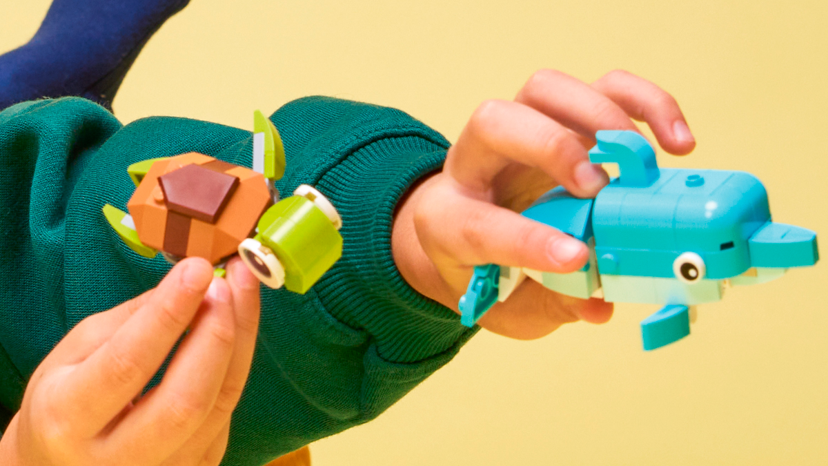 LEGO bundle combines polybag, Seasonal and Creator sets