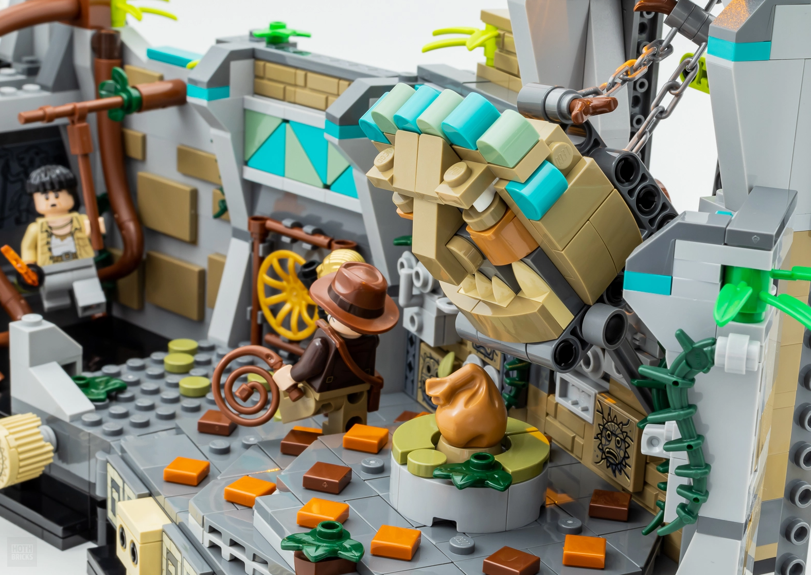 LEGO 77015 Temple of the Golden Idol divides early reviews