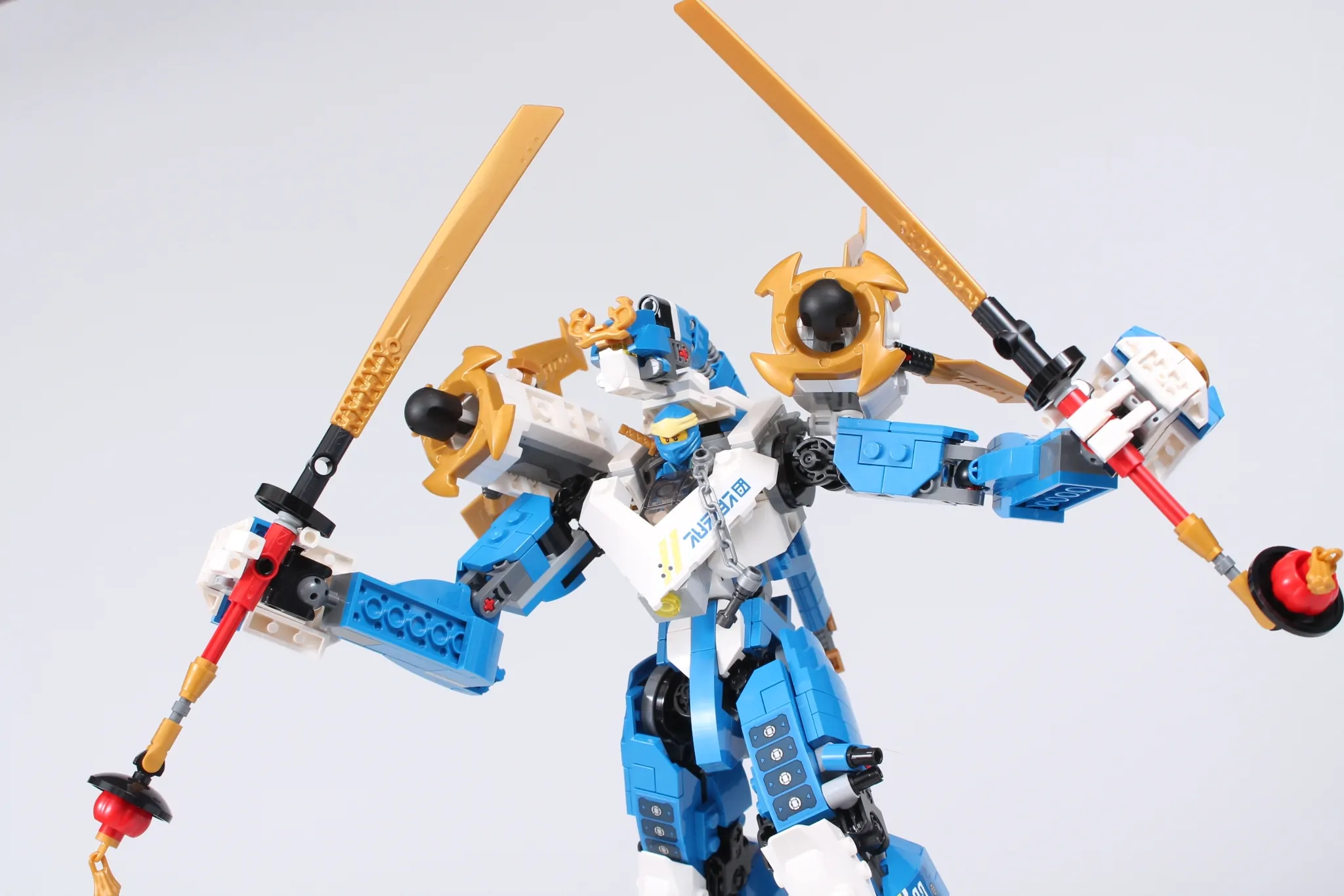 LEGO NINJAGO 71785 Jay’s Titan Mech review – a bold beauty