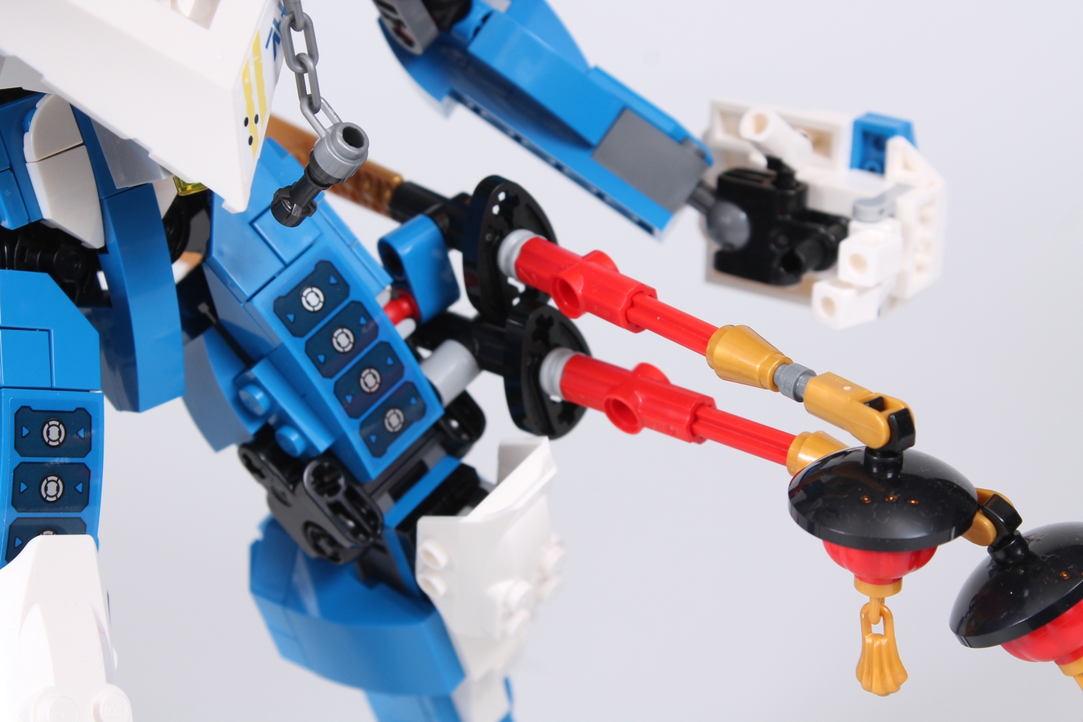 LEGO NINJAGO 71785 Jay’s Titan Mech review – a bold beauty