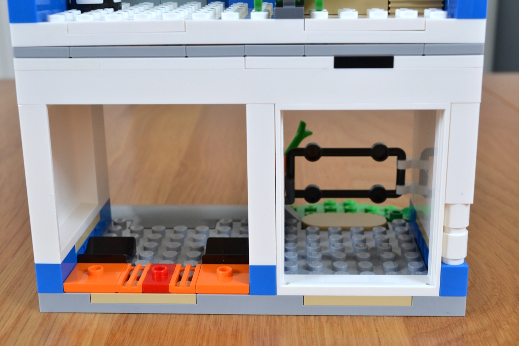 LEGO City 60372 Police Training Academy review