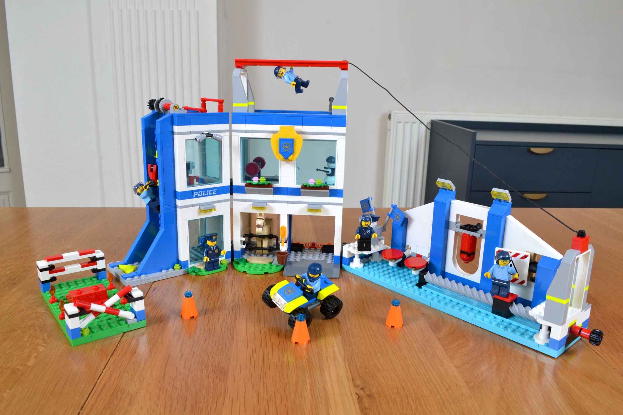 LEGO City 60372 Police Training Academy review
