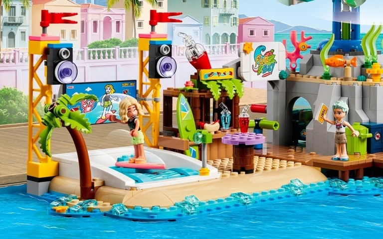LEGO’s new plant piece moves from Middle-earth to the beach