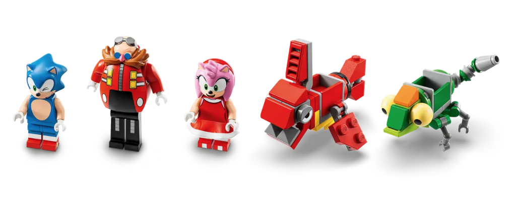Comparing Sonic the Hedgehog minifigures to LEGO Dimensions