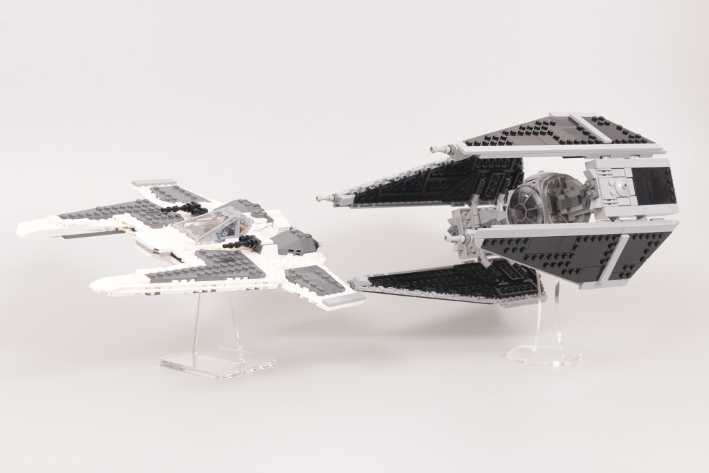 LEGO Star Wars Mandalorian Fang Fighter vs. TIE Interceptor