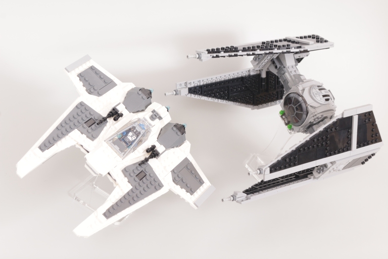 LEGO Star Wars Mandalorian Fang Fighter vs. TIE Interceptor