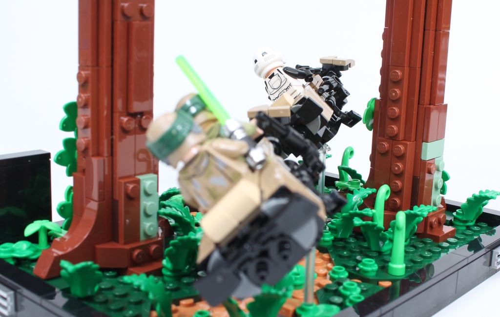 LEGO Star Wars 75353 Endor Speeder Chase Diorama review