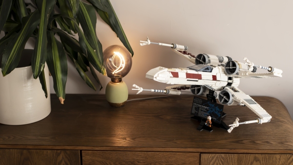 LEGO Star Wars 75355 X-wing Starfighter review and gallery