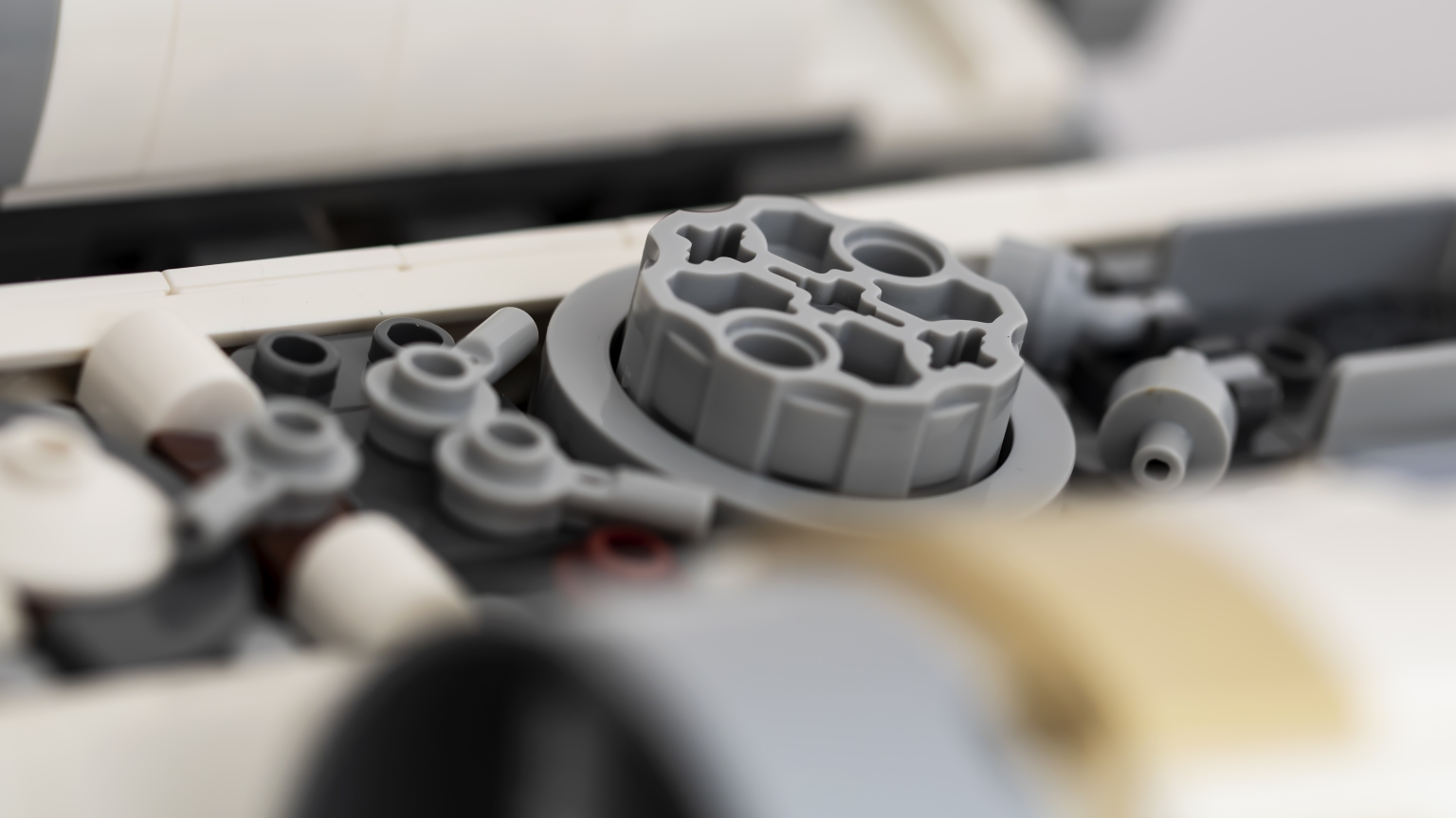 LEGO Star Wars 75355 X-wing Starfighter review and gallery