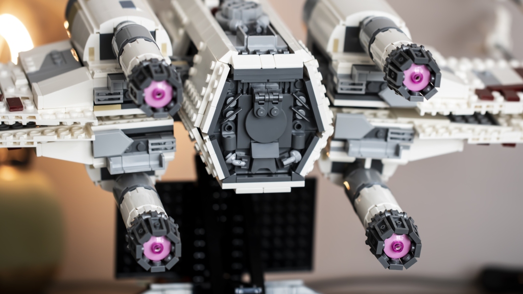 LEGO Star Wars 75355 X-wing Starfighter review and gallery