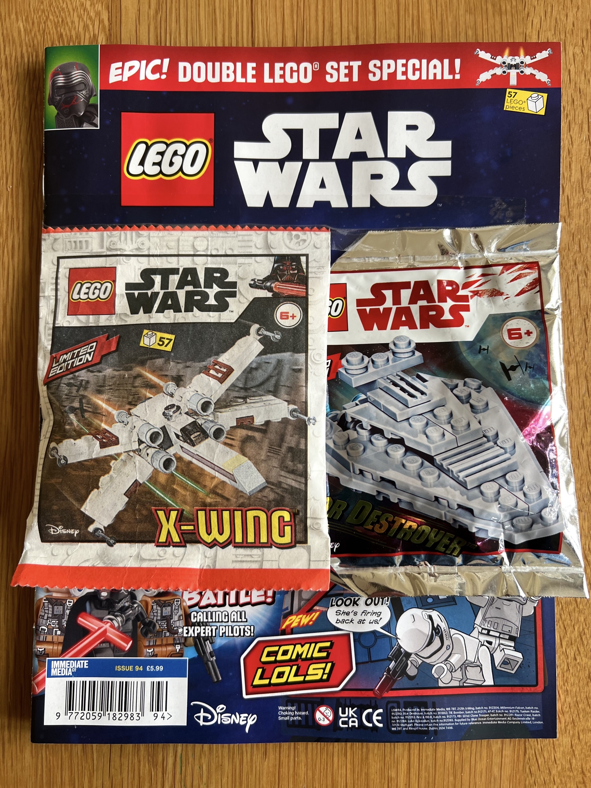 LEGO Star Wars magazine Issue 94 out now with two free gifts