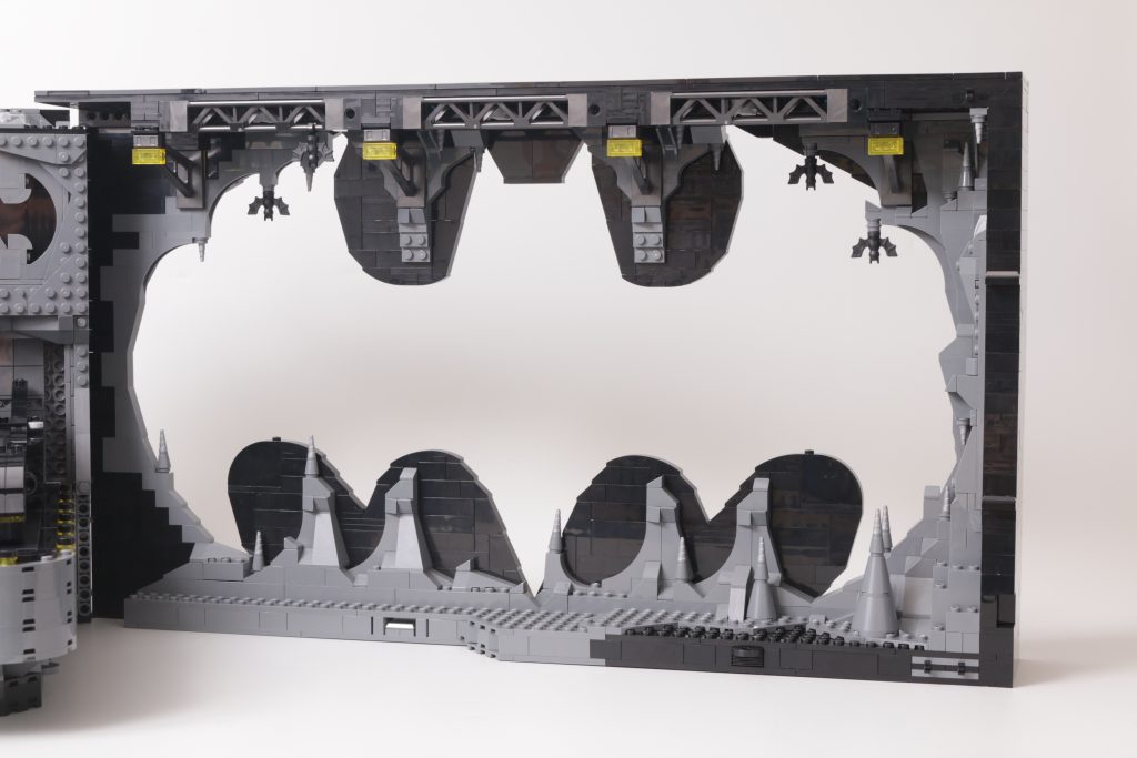 Nope, the LEGO Batman Logo isn’t Shadow Box-compatible