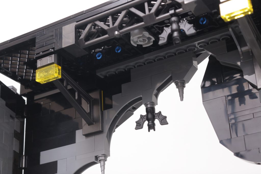 LEGO Batman 76252 Batcave – Shadow Box review