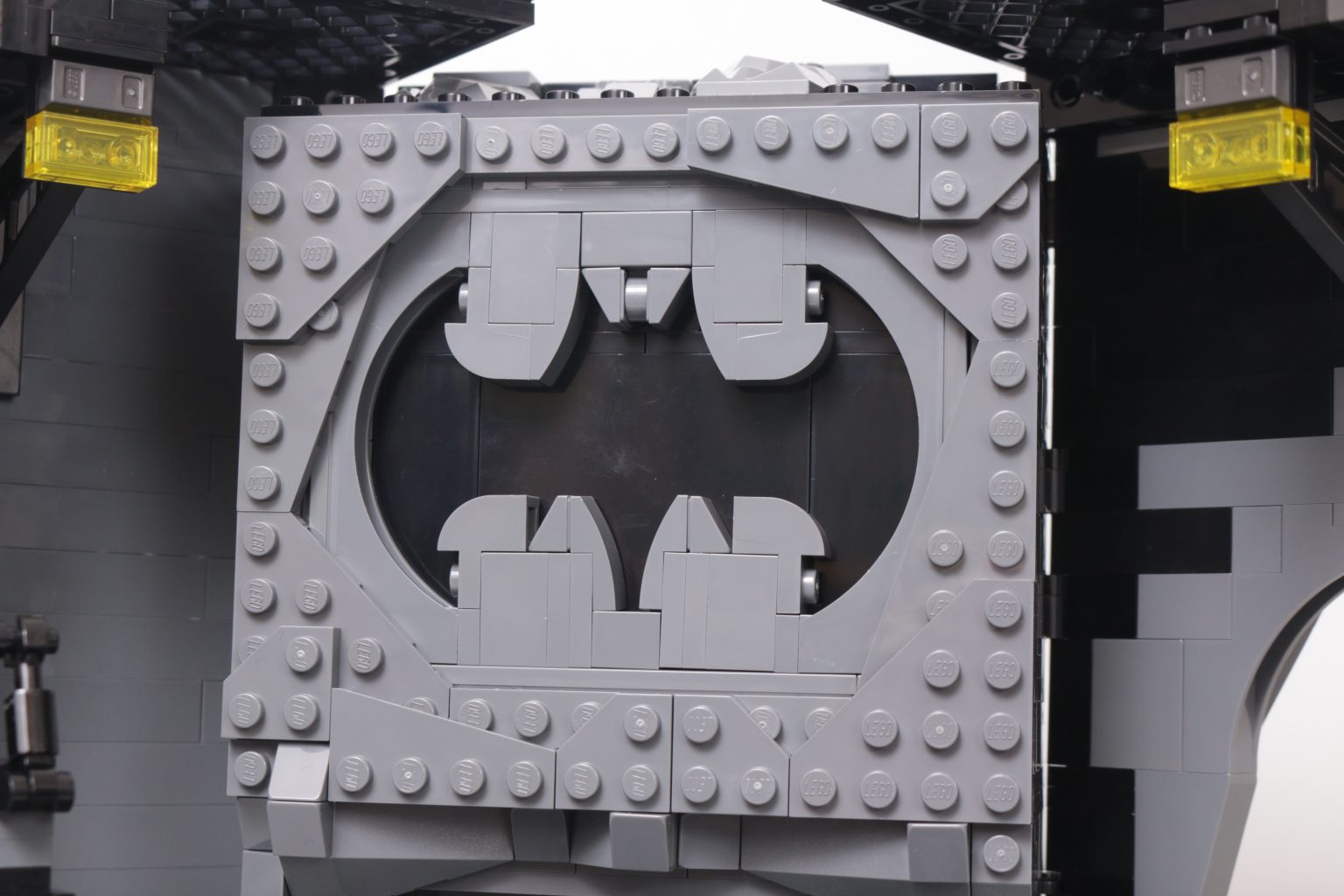 LEGO Batman 76252 Batcave – Shadow Box review