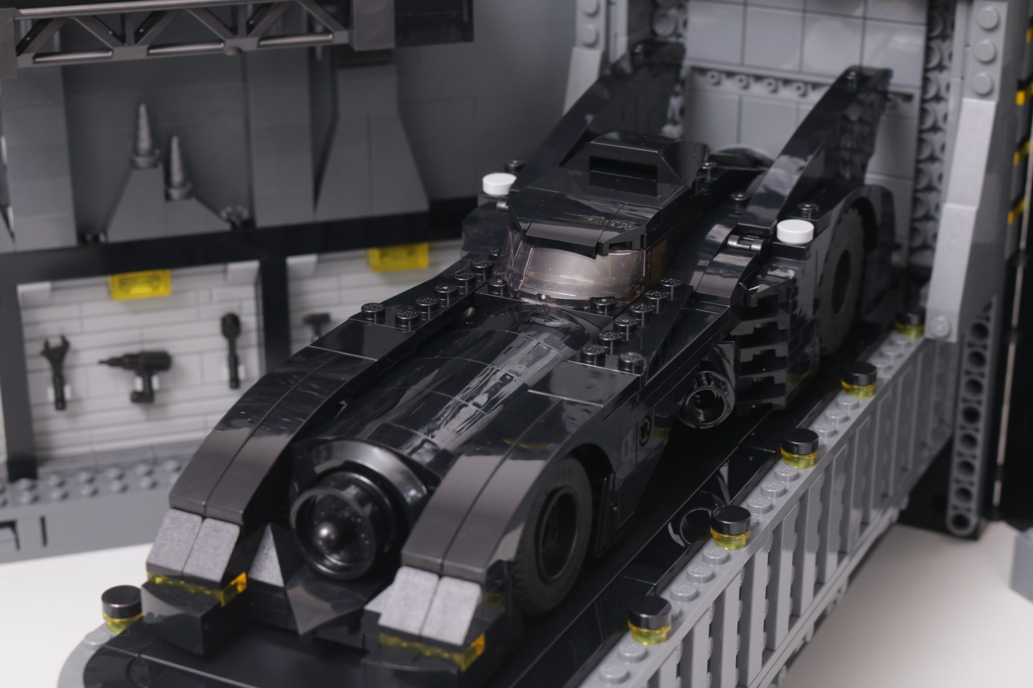 LEGO Batman 76252 Batcave – Shadow Box review