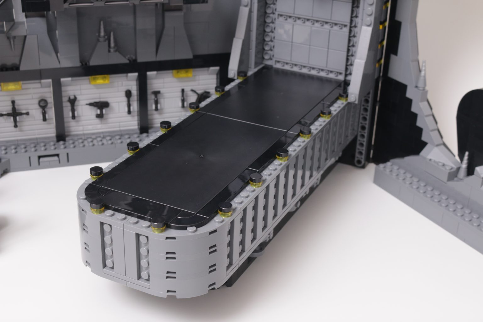 LEGO Batman 76252 Batcave – Shadow Box review