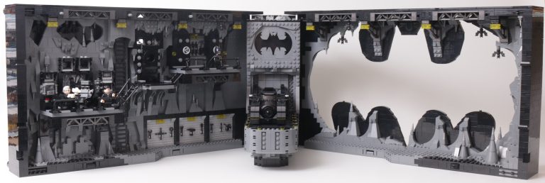 LEGO Batman 76252 Batcave – Shadow Box review