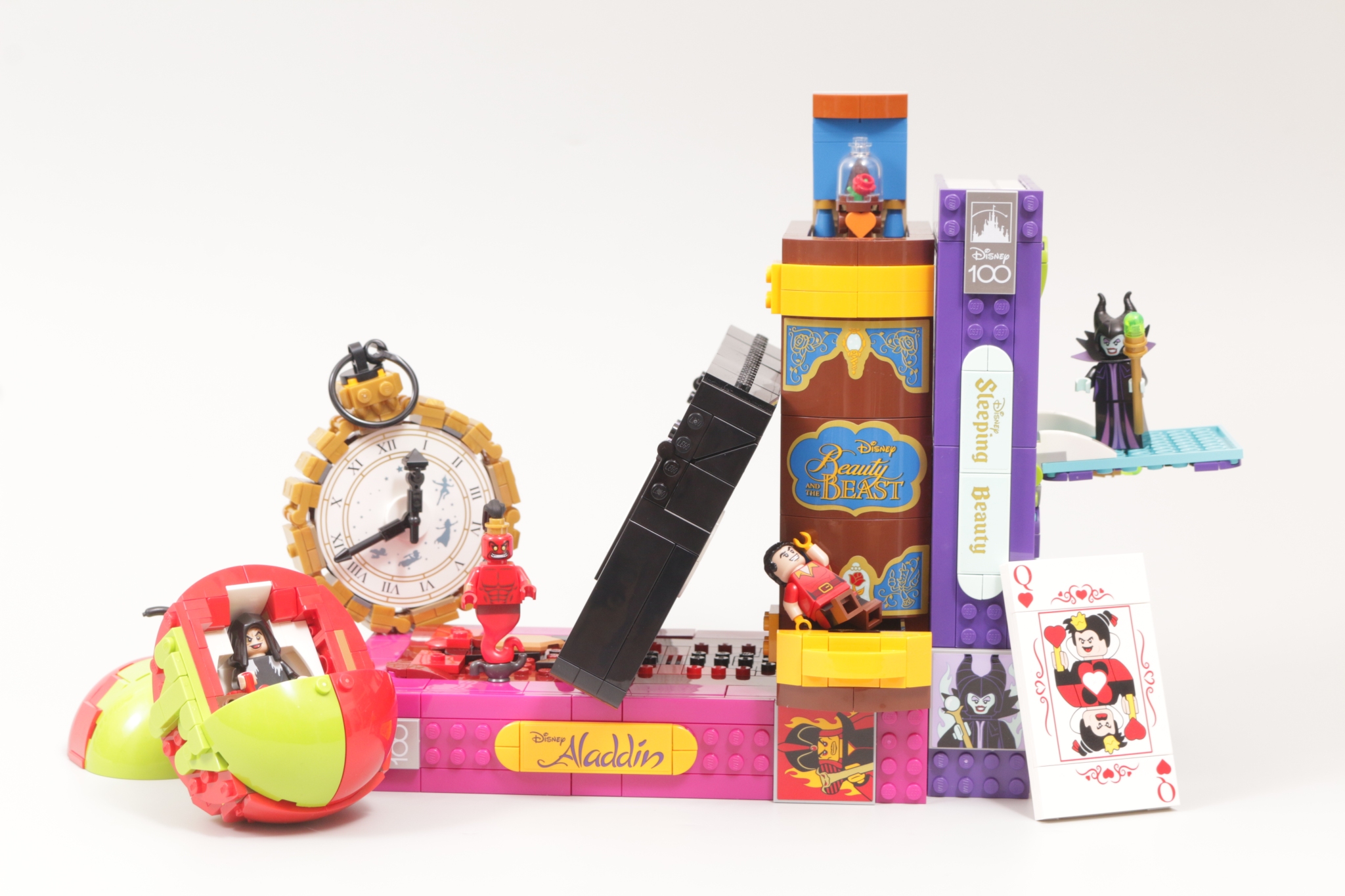 LEGO Disney 100 43227 Villain Icons review and gallery