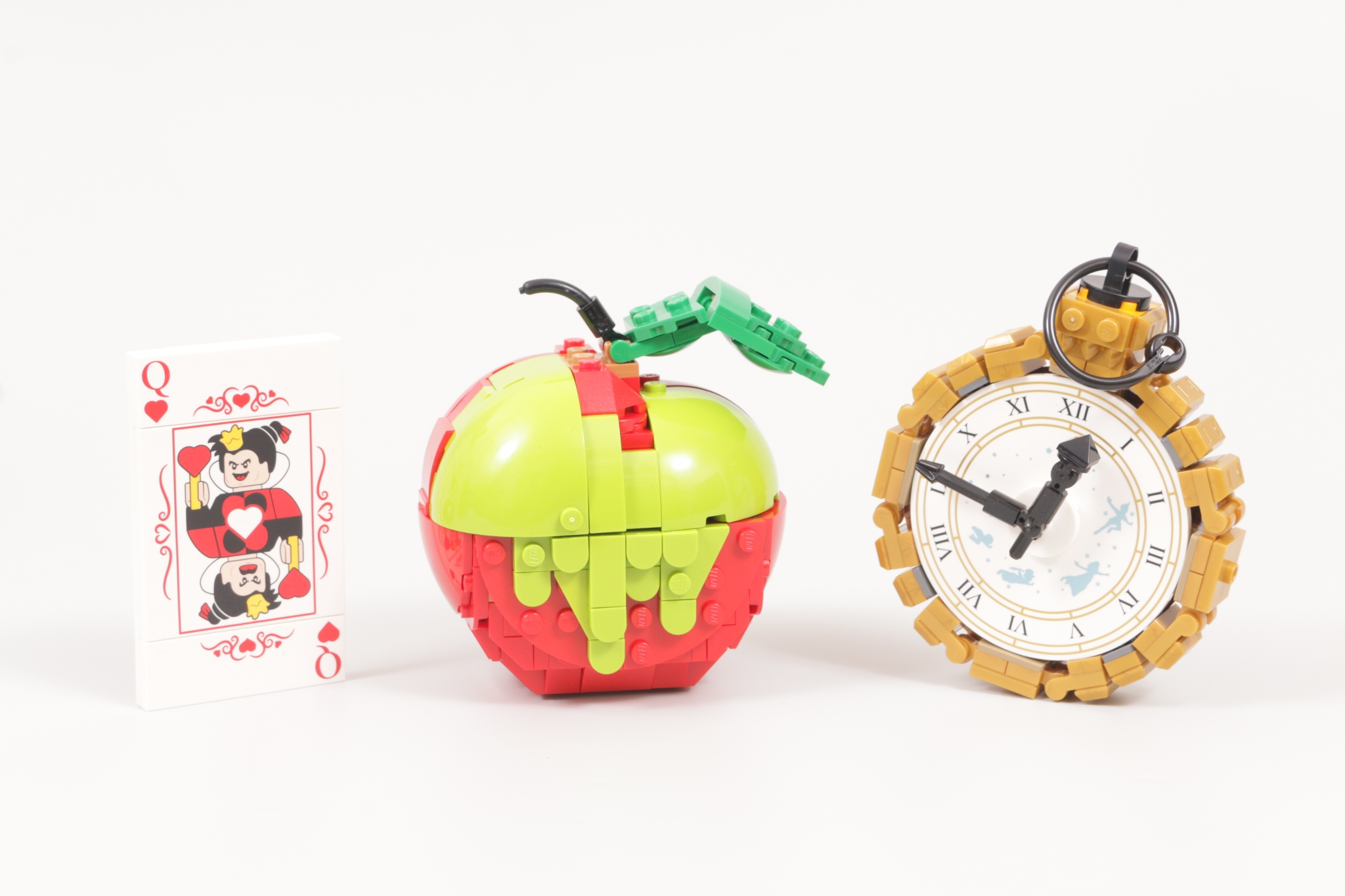 LEGO Disney 100 43227 Villain Icons review and gallery