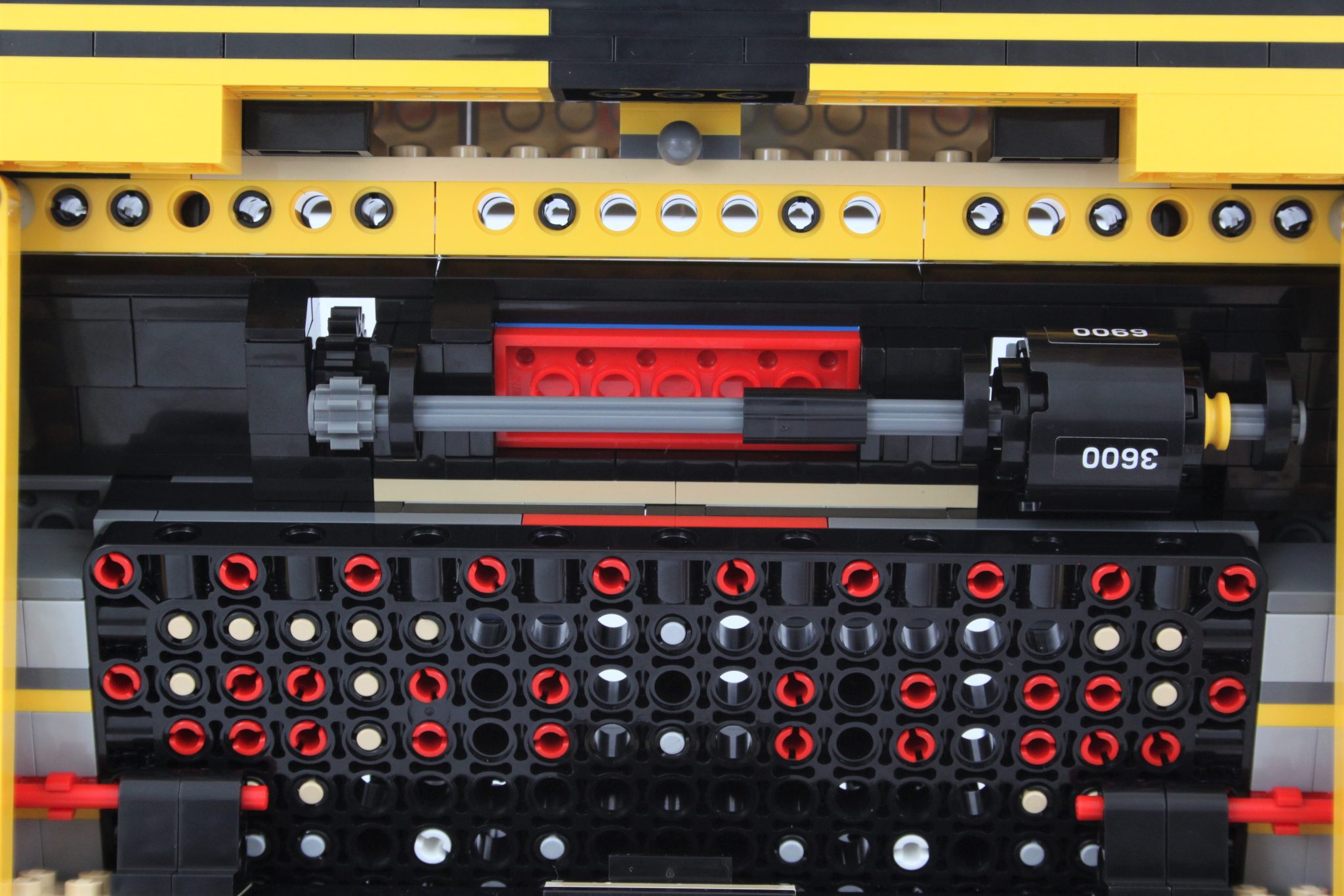 LEGO Icons 10323 PAC-MAN Arcade review