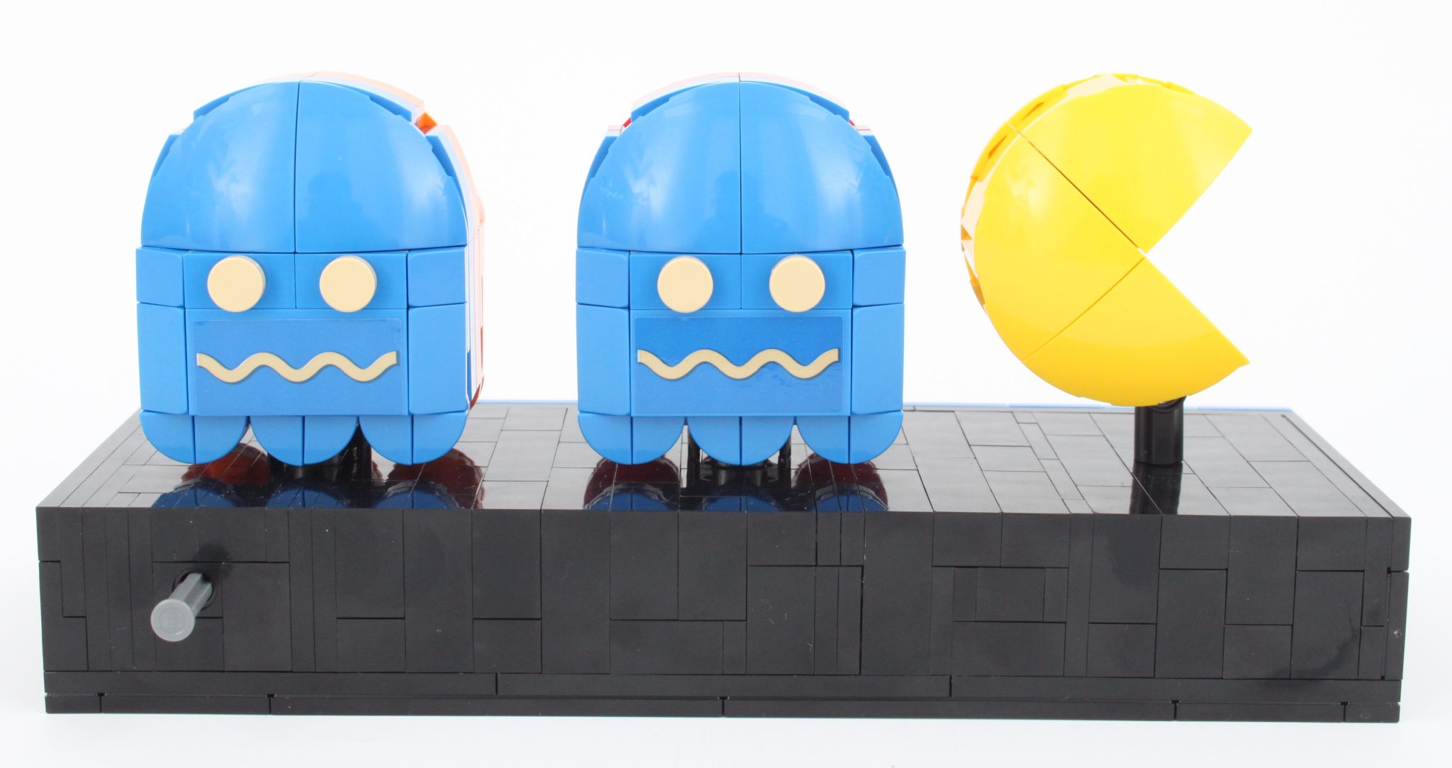 LEGO Icons 10323 PAC-MAN Arcade review