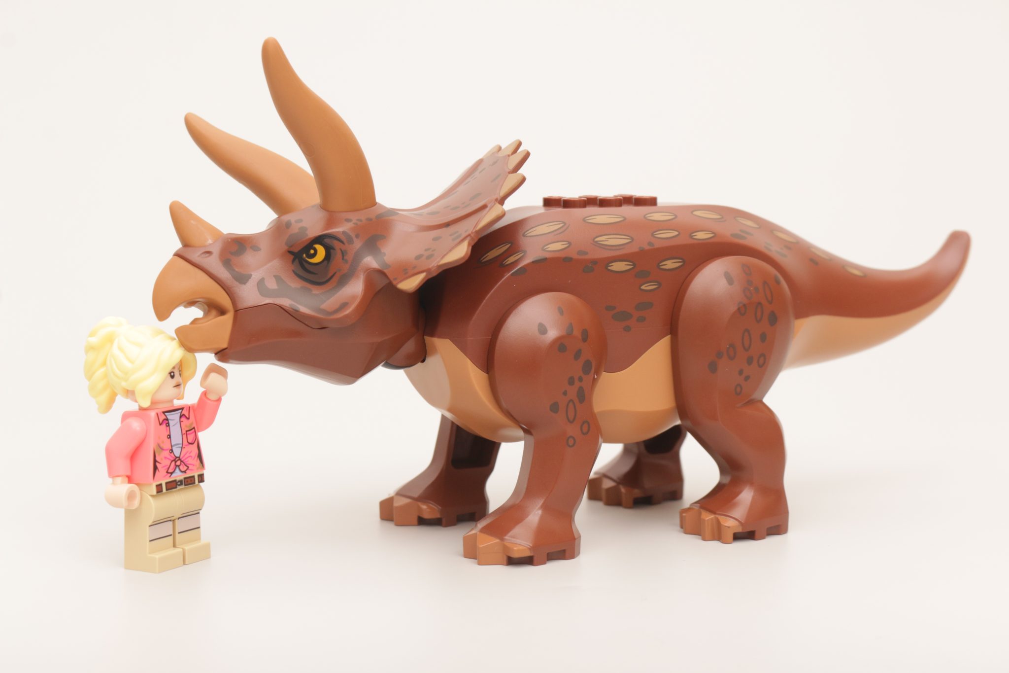 LEGO Jurassic Park 76959 Triceratops Research review