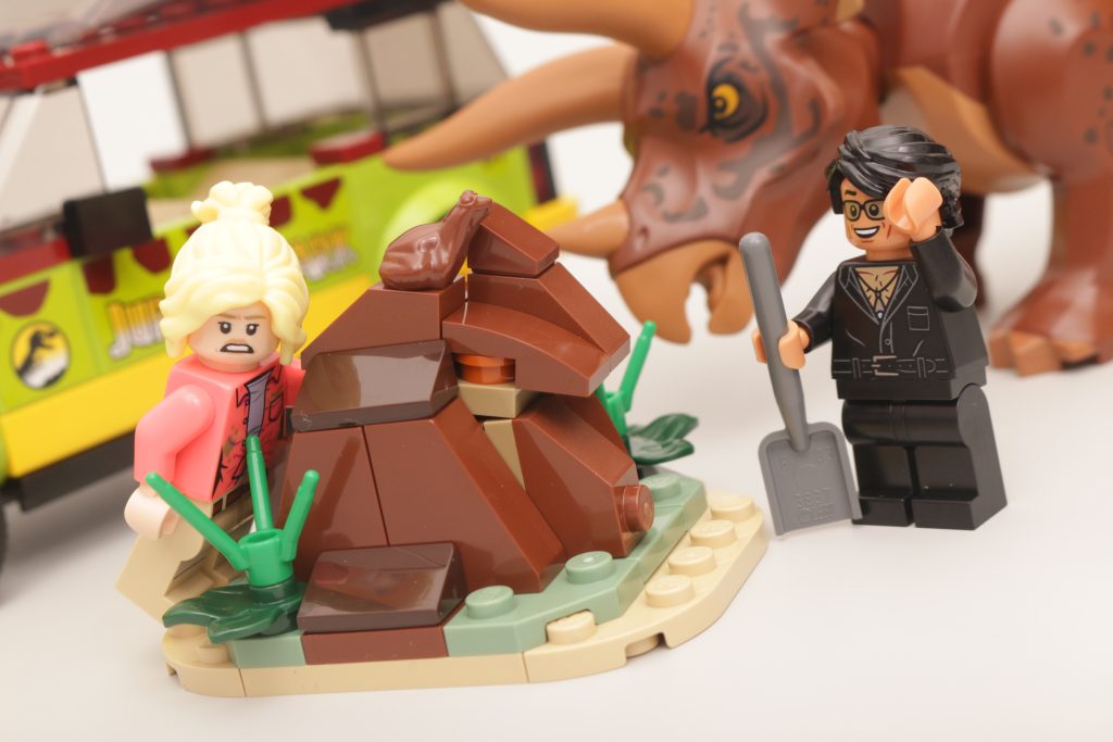 LEGO Jurassic Park 76959 Triceratops Research review