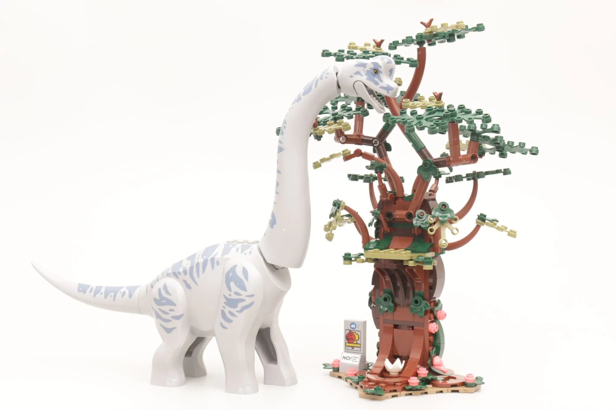 LEGO Jurassic Park 76960 Brachiosaurus Discovery review