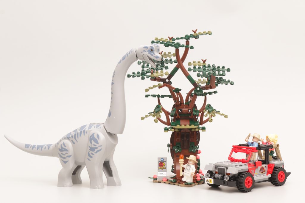 LEGO Jurassic Park 76960 Brachiosaurus Discovery review