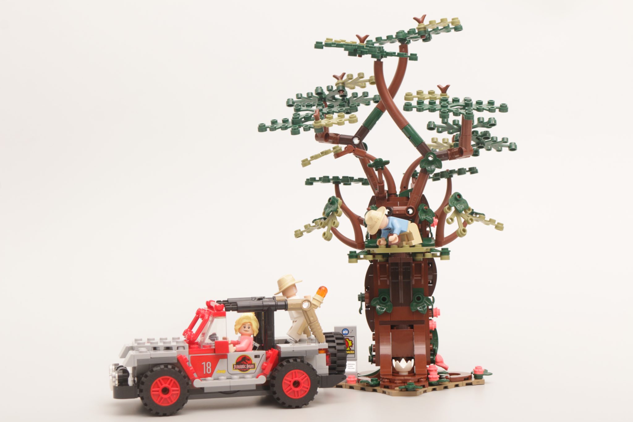 LEGO Jurassic Park 76960 Brachiosaurus Discovery review