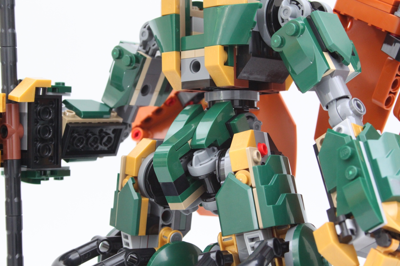 LEGO 71794 Lloyd and Arin's Ninja Team Mechs review
