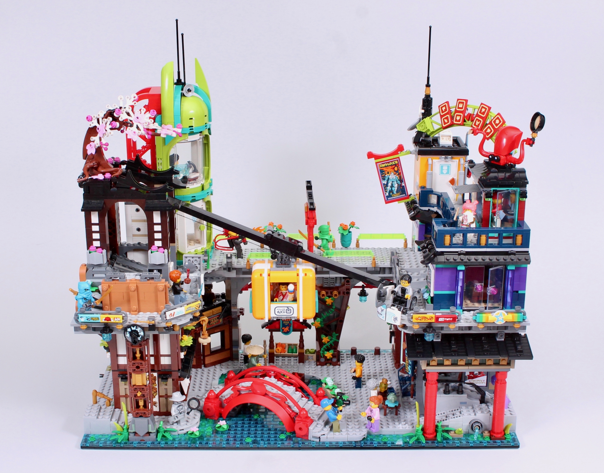 LEGO 71799 NINJAGO City Markets exits early access