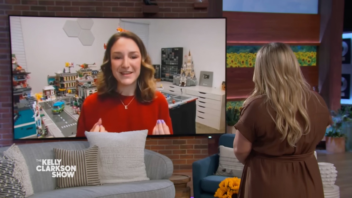 LEGO TikTok star wows The Kelly Clarkson Show, wins $1,000