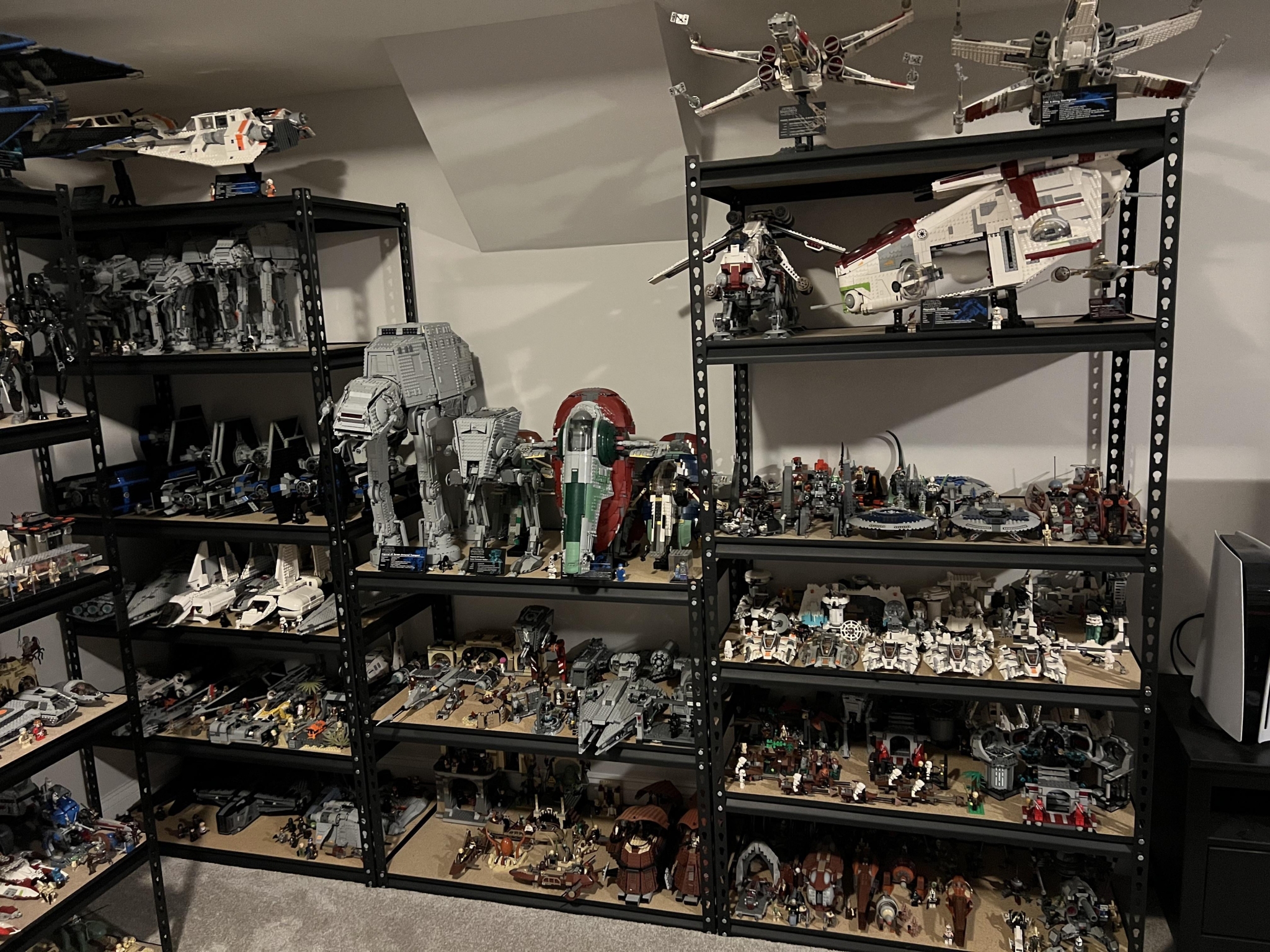This is what a complete LEGO Star Wars collection looks like