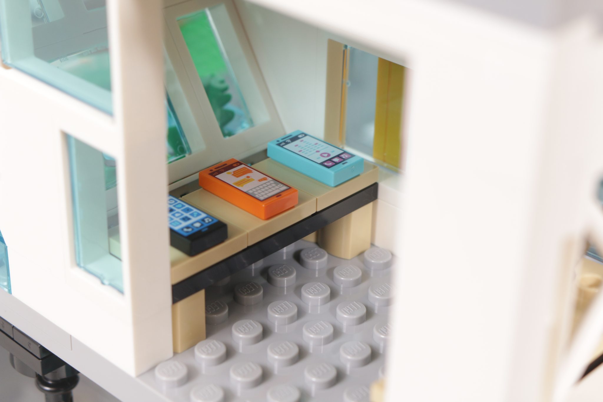 LEGO City 60380 Downtown review and full gallery