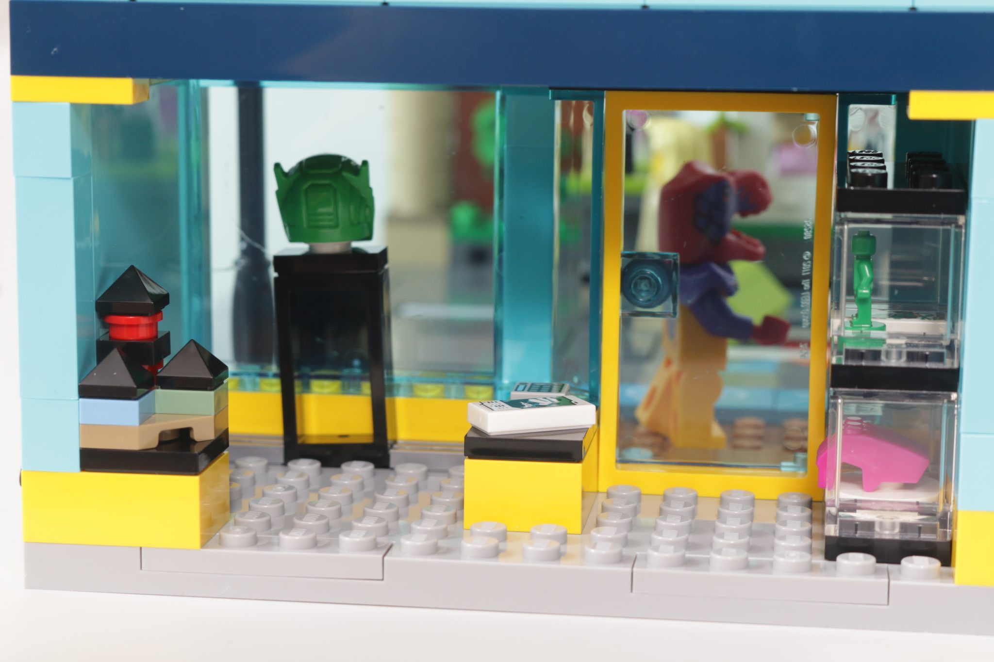 LEGO City 60380 Downtown review and full gallery