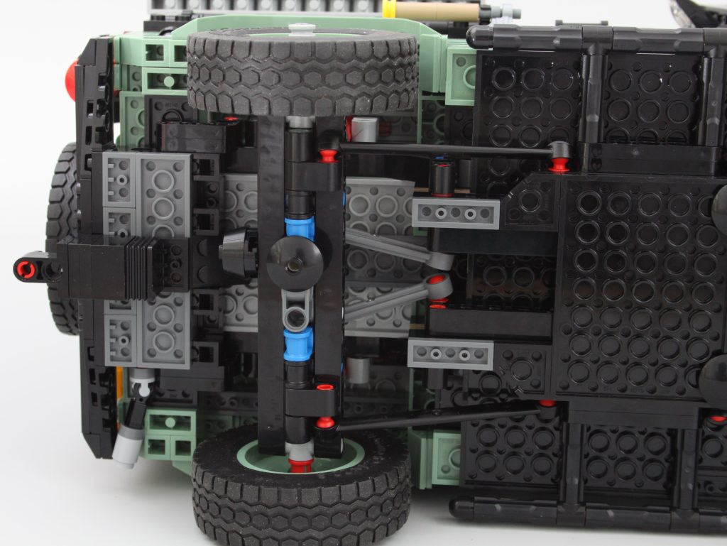 LEGO Icons 10317 Land Rover Classic Defender 90 review