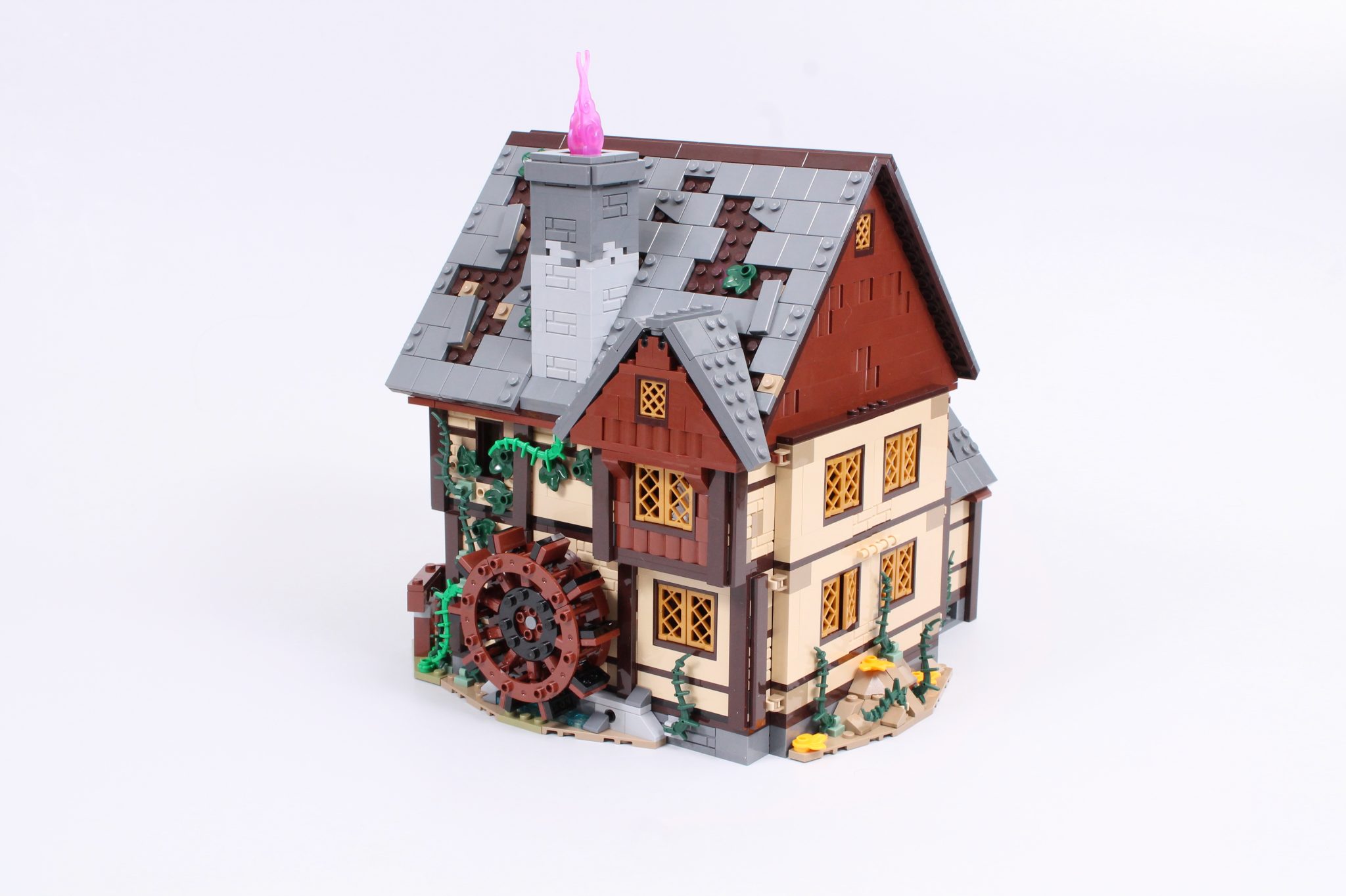 21341 Hocus Pocus: The Sanderson Sisters’ Cottage review