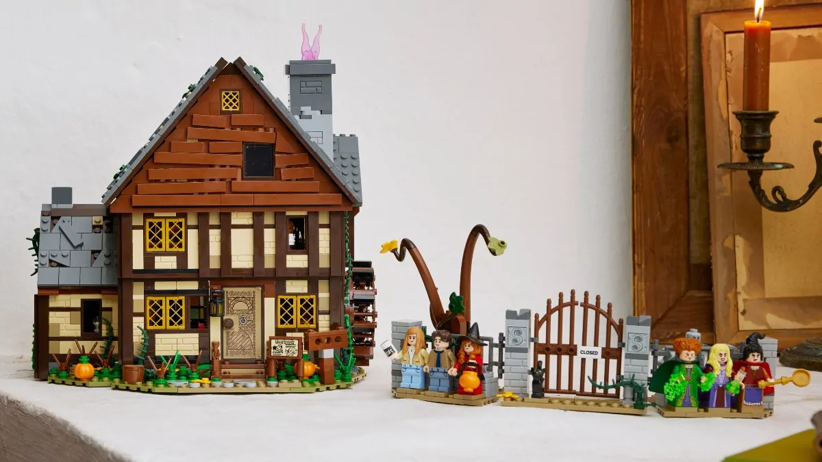 Spooky discount on brand-new release LEGO Ideas 21341 Disney Hocus ...