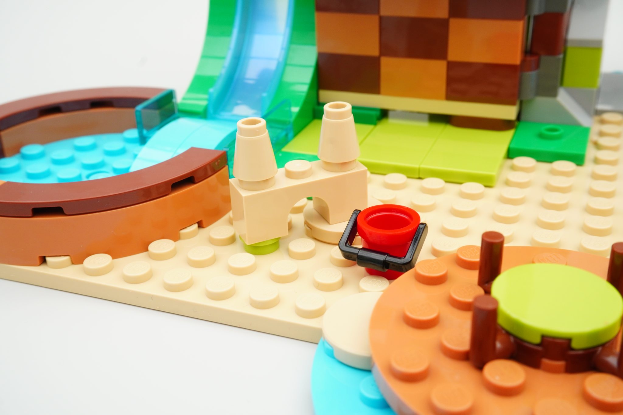 LEGO Sonic 76992 Amy's Animal Rescue Island review