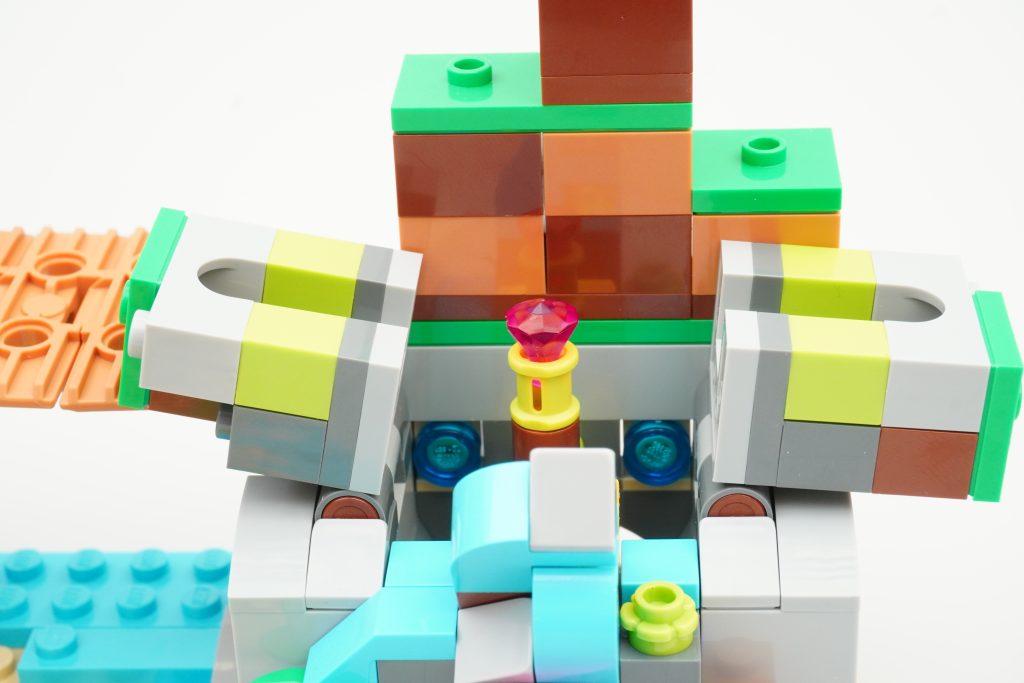 LEGO Sonic 76992 Amy's Animal Rescue Island review