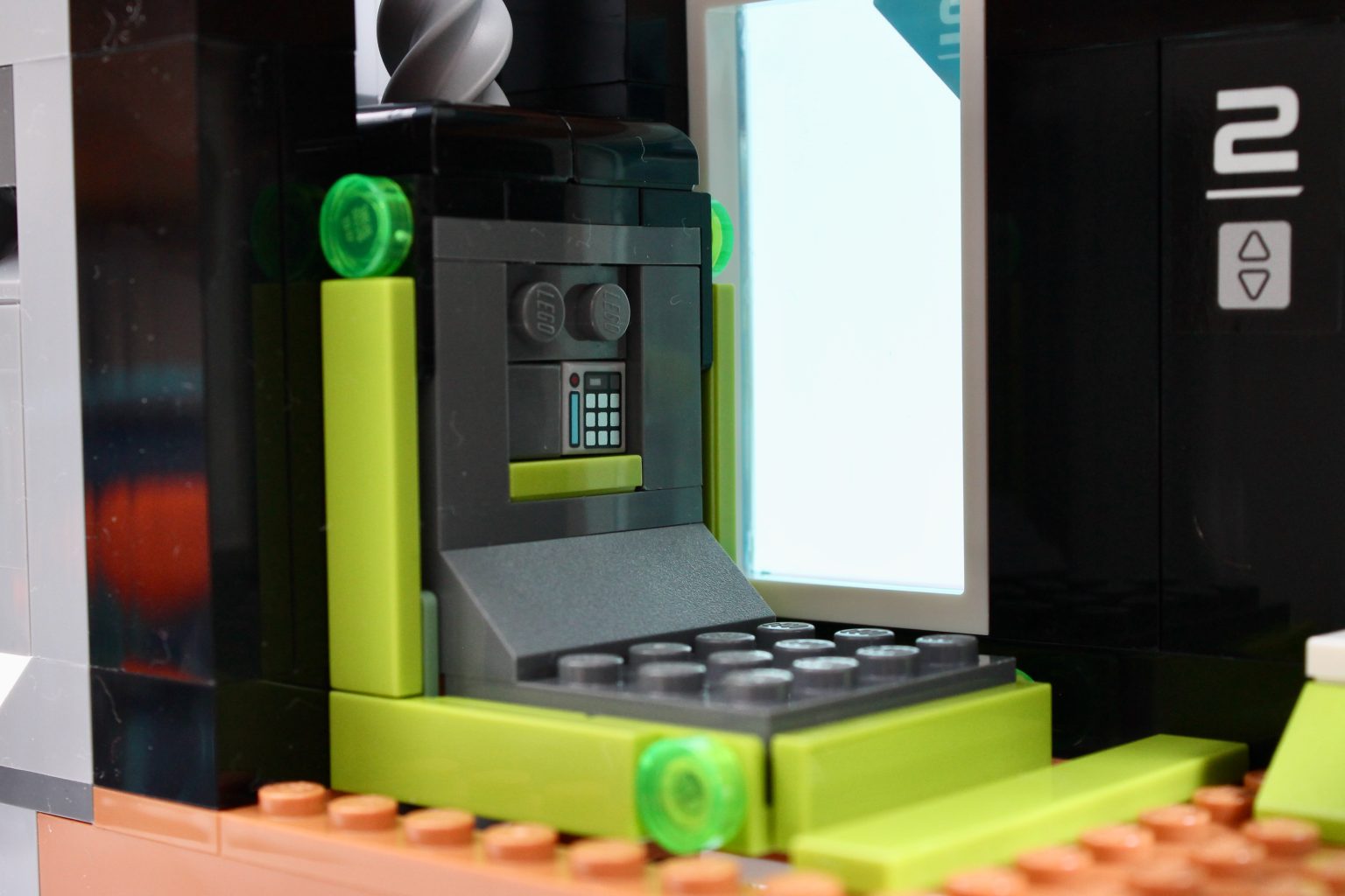 LEGO City 60366 Ski and Climbing Center review