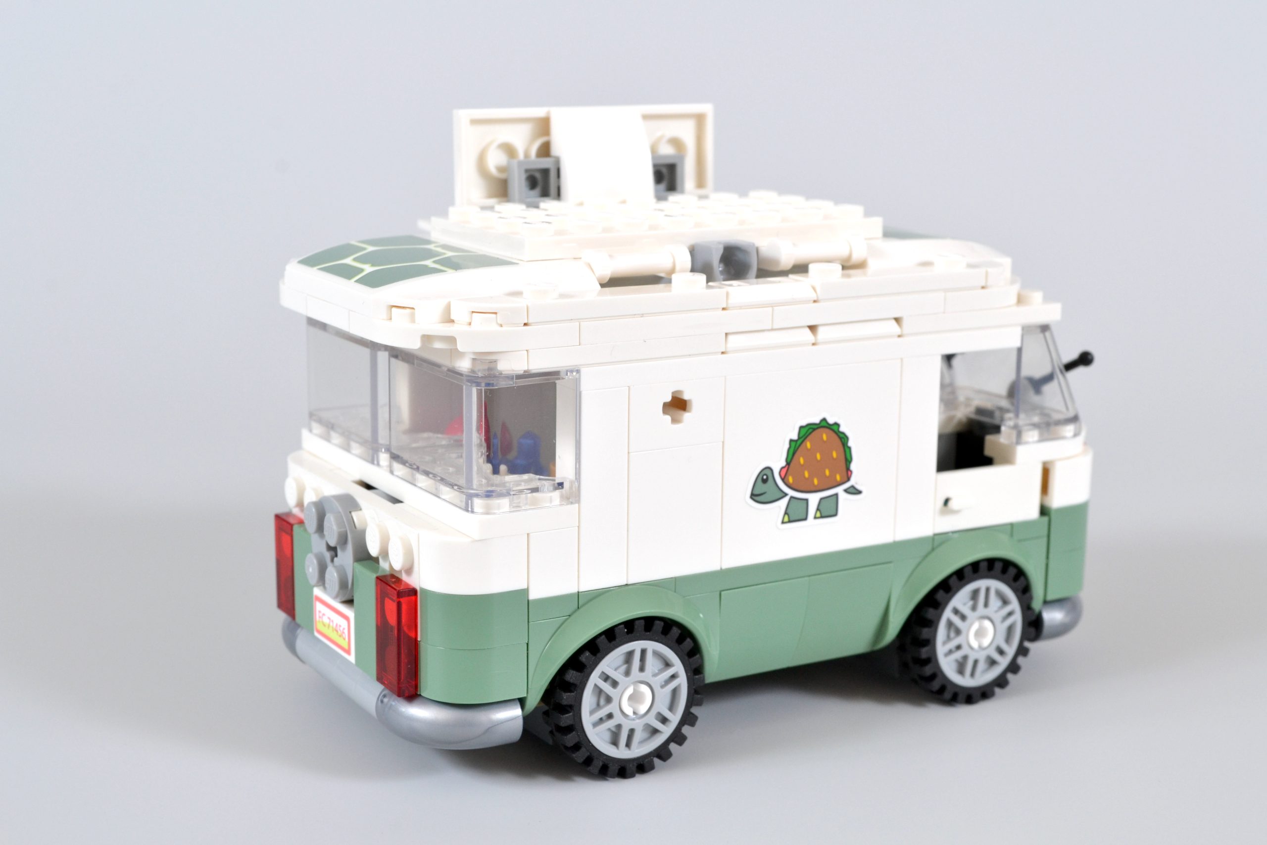 LEGO DREAMZzz 71456 Mrs. Castillo’s Turtle Van review