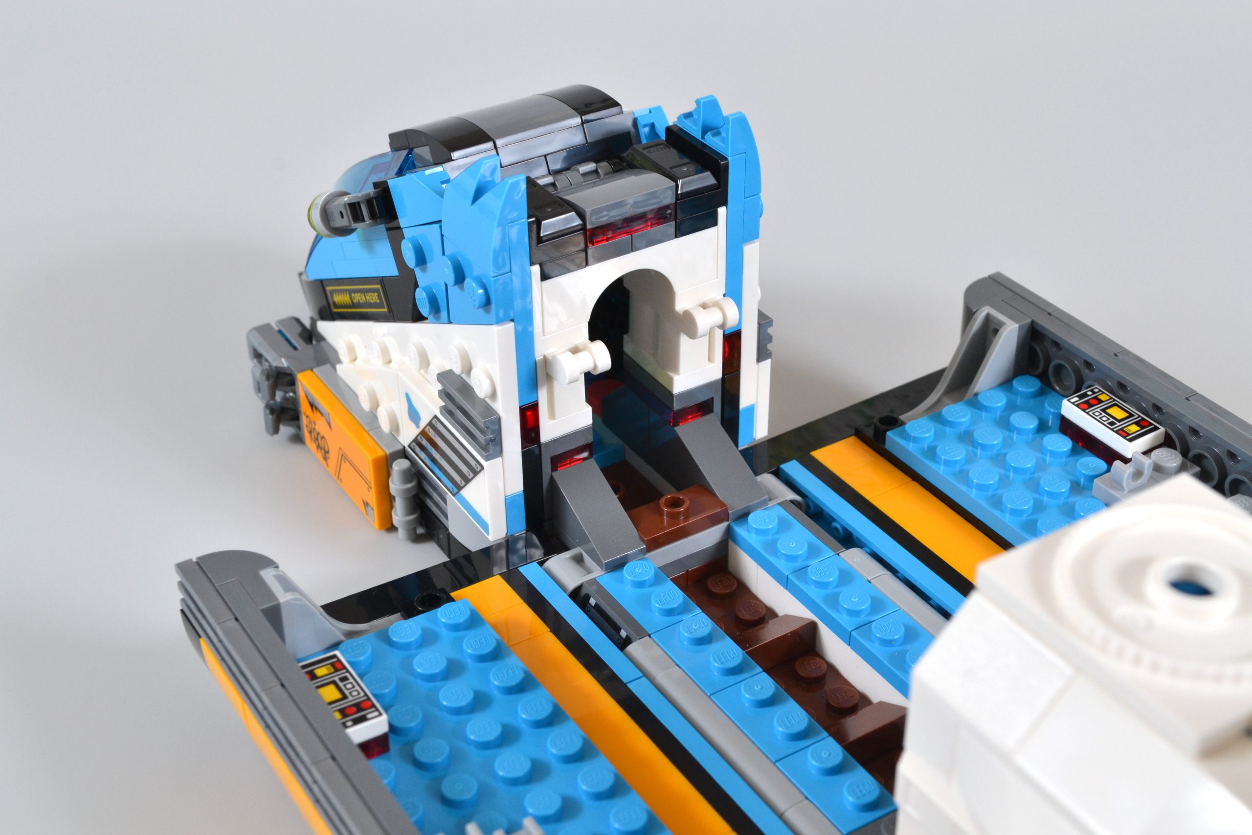 LEGO DREAMZzz 71460 Mr. Oz’s Spacebus review