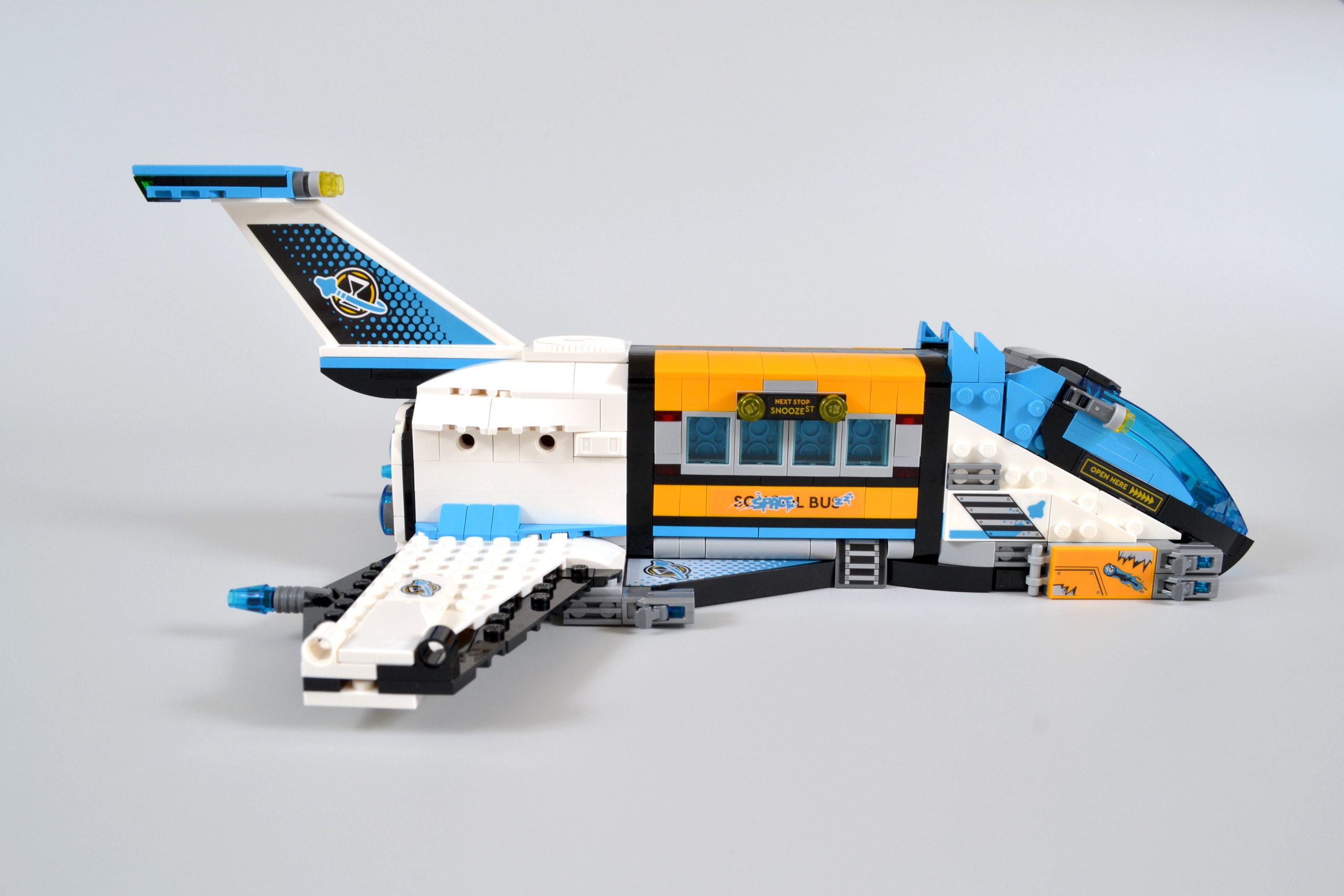 LEGO DREAMZzz 71460 Mr. Oz’s Spacebus review