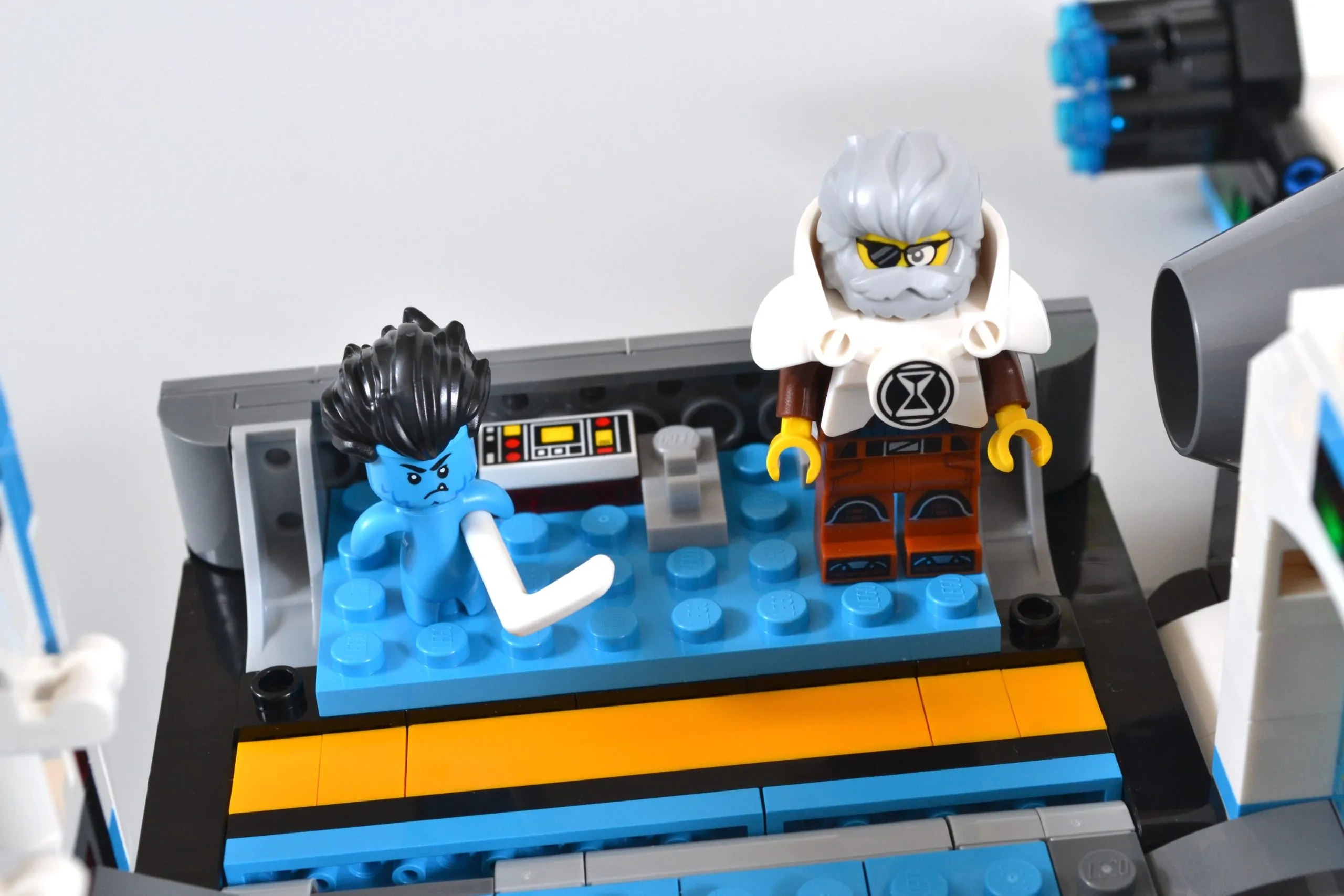 LEGO DREAMZzz 71460 Mr. Oz’s Spacebus review
