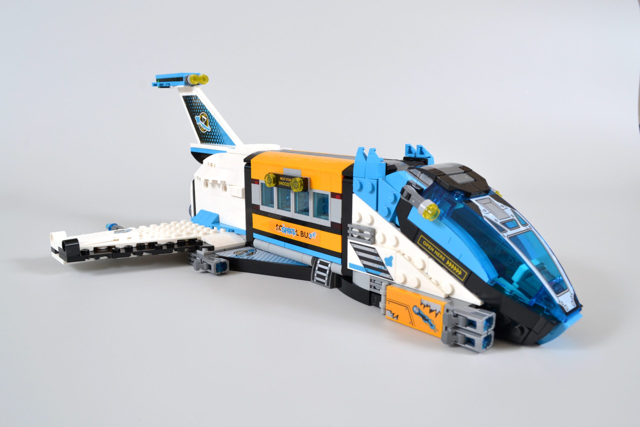 LEGO DREAMZzz 71460 Mr. Oz’s Spacebus review
