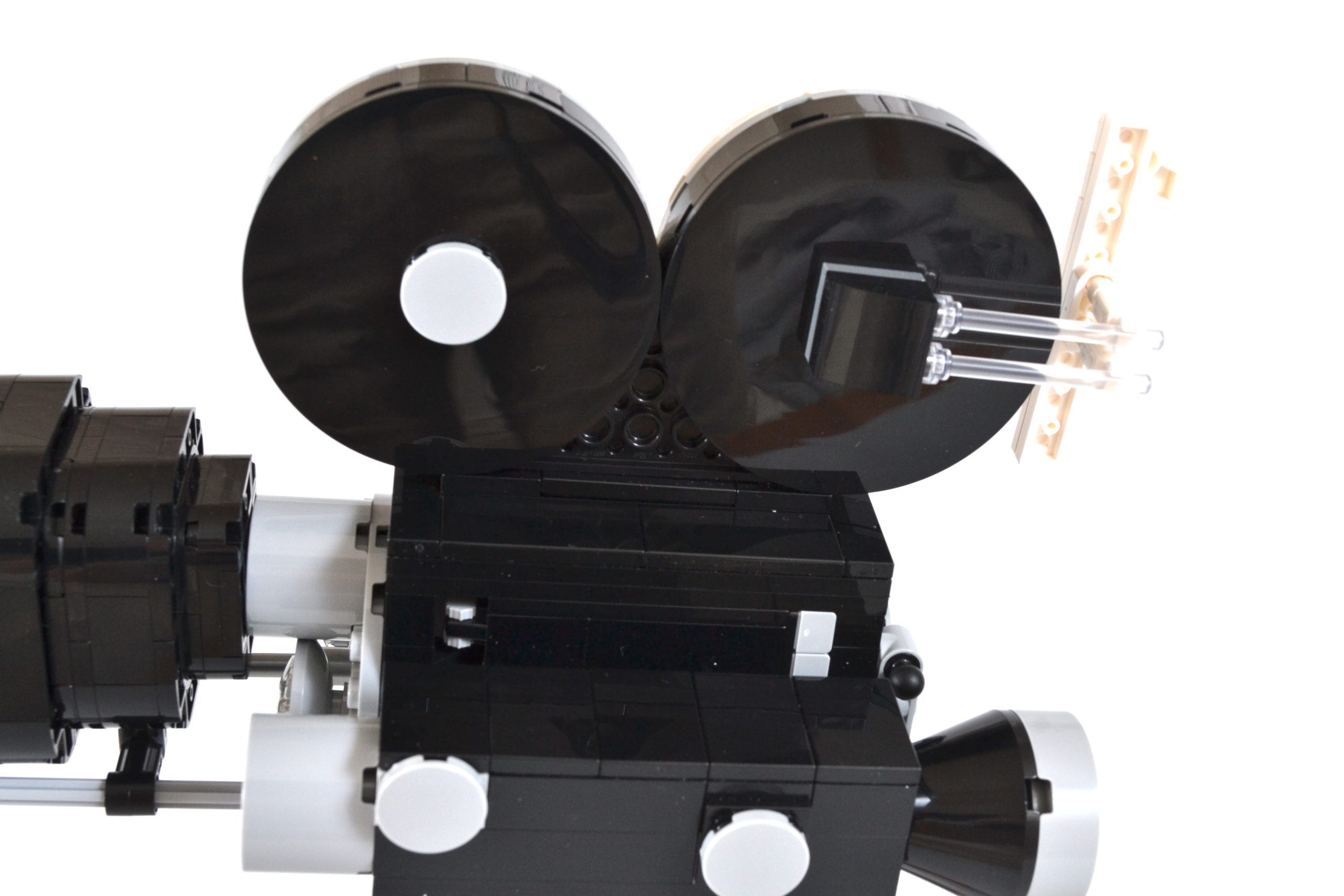 LEGO Disney 43230 Walt Disney Tribute Camera review