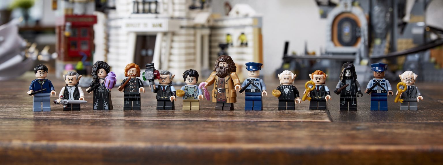 LEGO Harry Potter 76417 Gringotts Wizarding Bank Collectors’ Edition ...