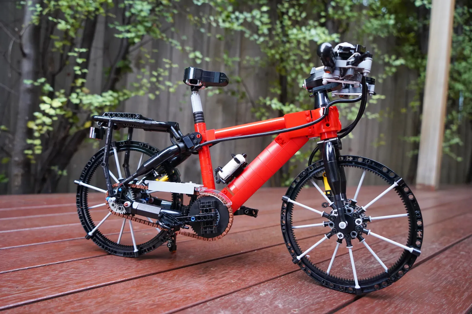 Working LEGO Bicycle races into the LEGO Ideas review round